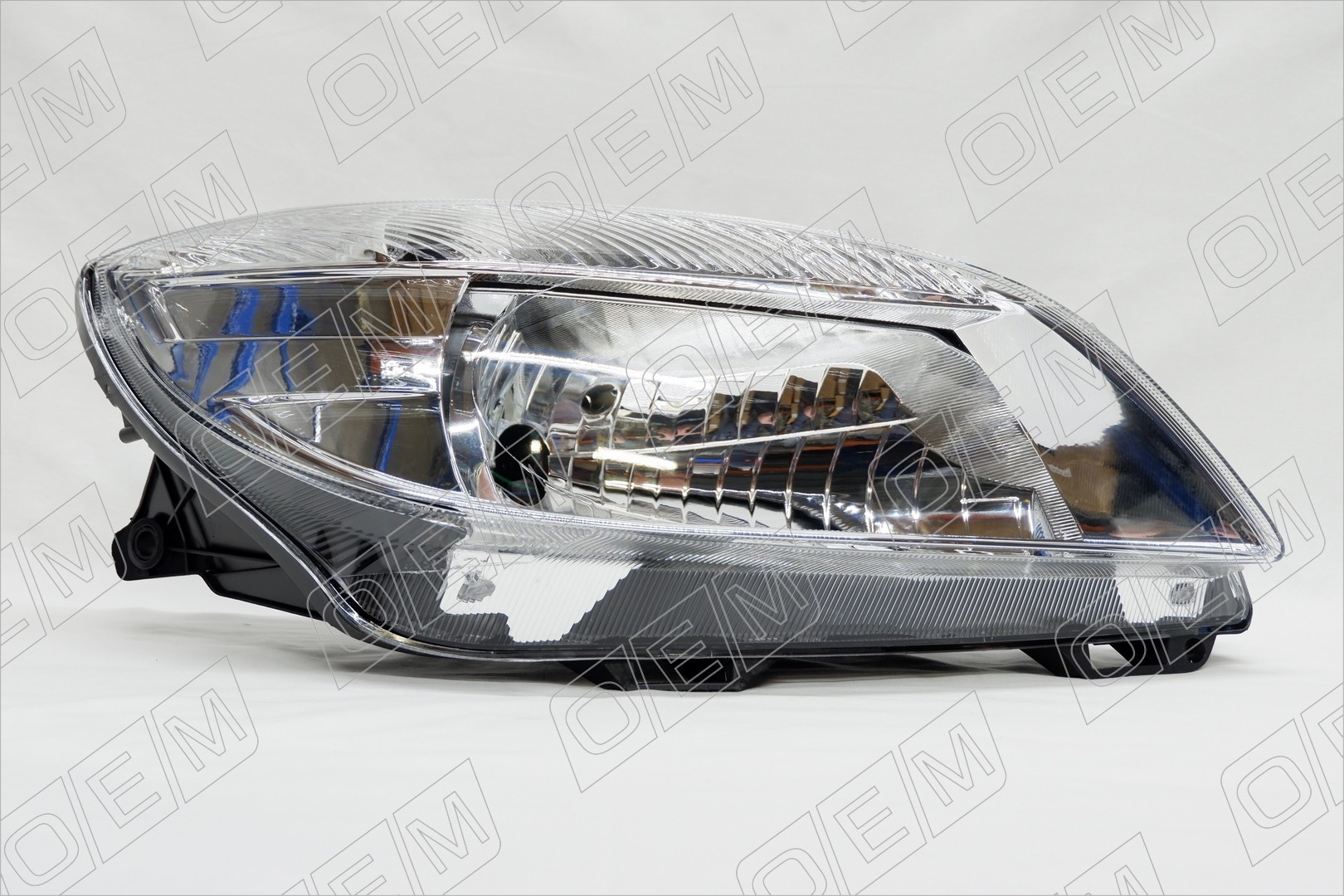 OEM0011FR O.E.M. от 6758 руб. в Москве