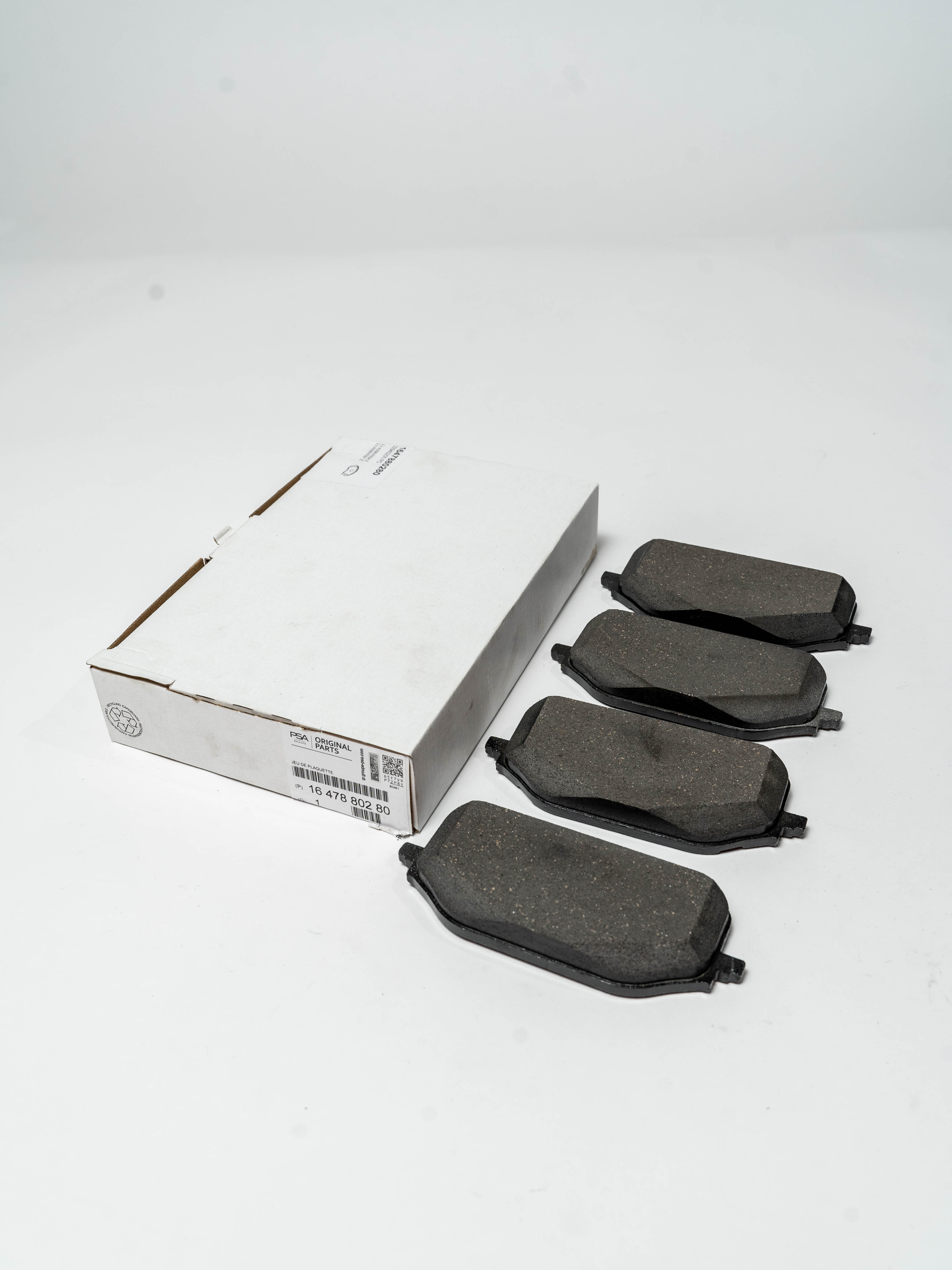 1647880280 Citroen-Peugeot Колодки тормозные передние к-кт от ...