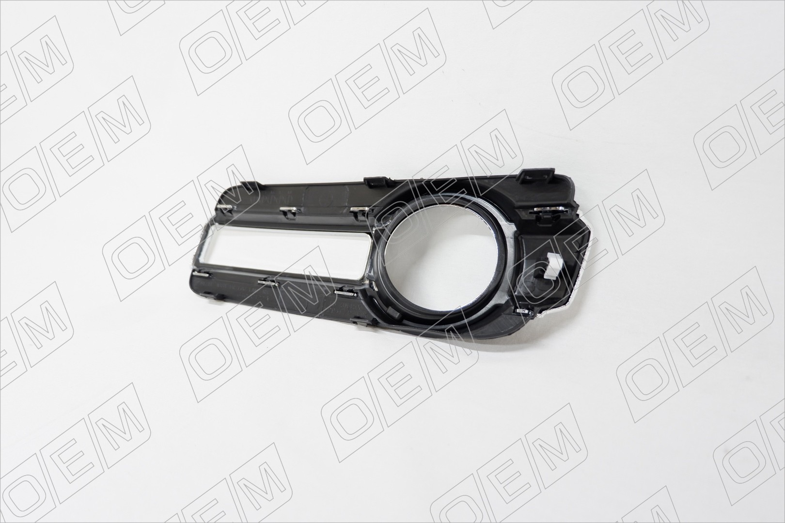 OEM1560R O.E.M. от 2204 руб. для Mitsubishi Pajero/Montero IV (V8, V9 ...