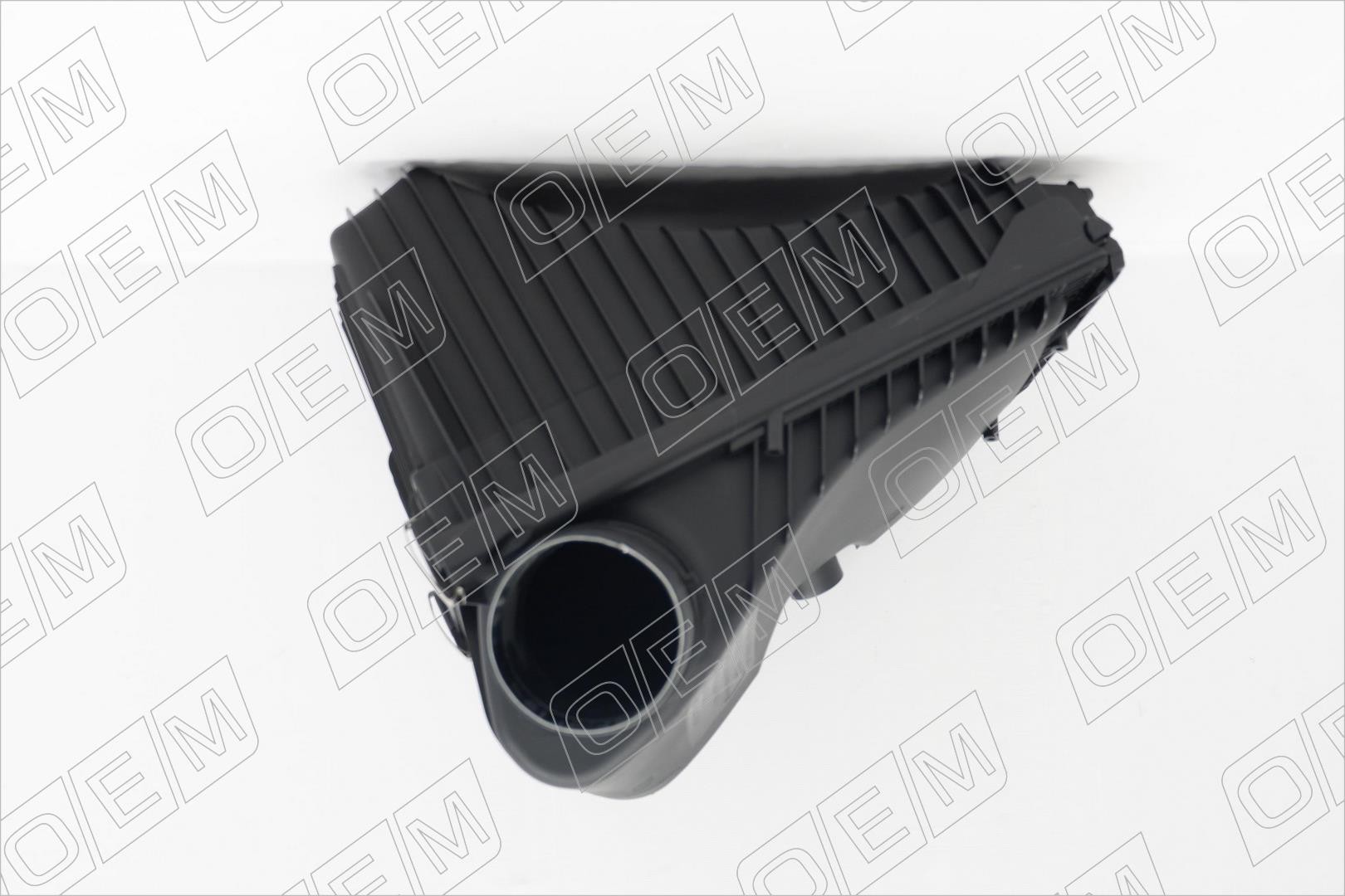 OEM0084KVF O.E.M. от 7181 руб. для VW Touareg 2010-2018 в Москве