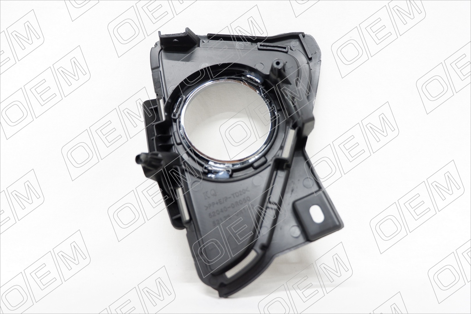 OEM1595L O.E.M. от 495 руб. для Toyota RAV 4 2013-2019 в Москве