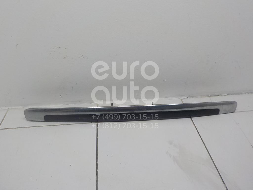 Накладка двери багажника для Kia Carnival 1999-2005 в Москве