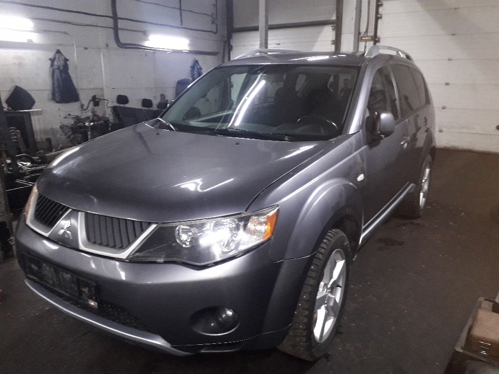 Mitsubishi Outlander XL (CW) 2006-2012 в разборке | ЕвроАвто