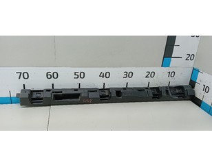 Кронштейн накладки на порог (наружней) для Volvo V60 2019> новые и б/у ...