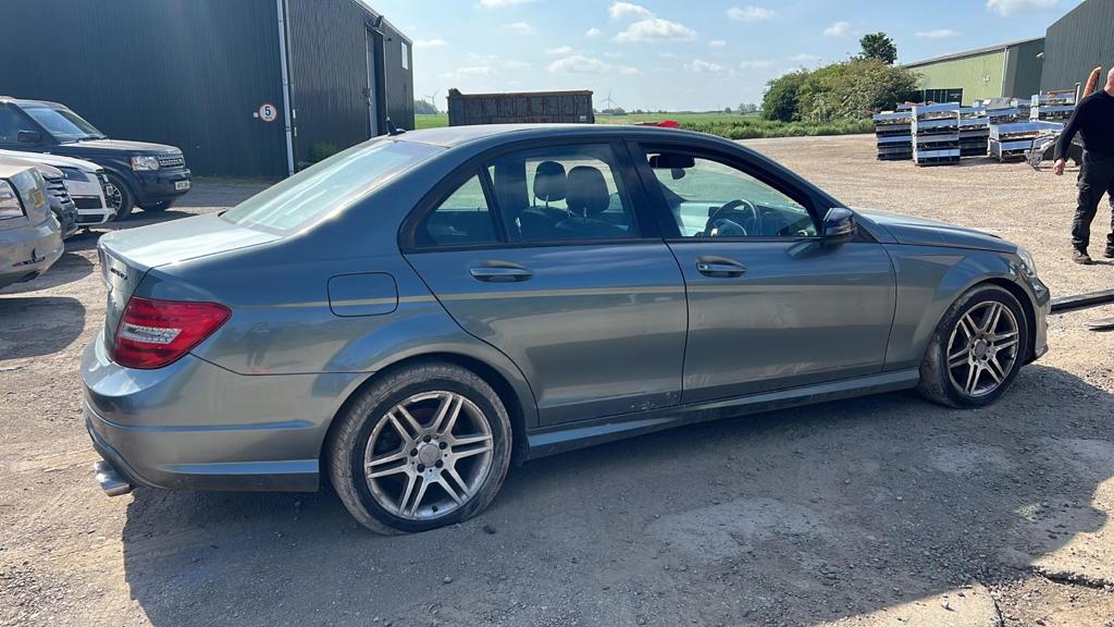 Mercedes Benz W204 2007-2015 в разборке | ЕвроАвто