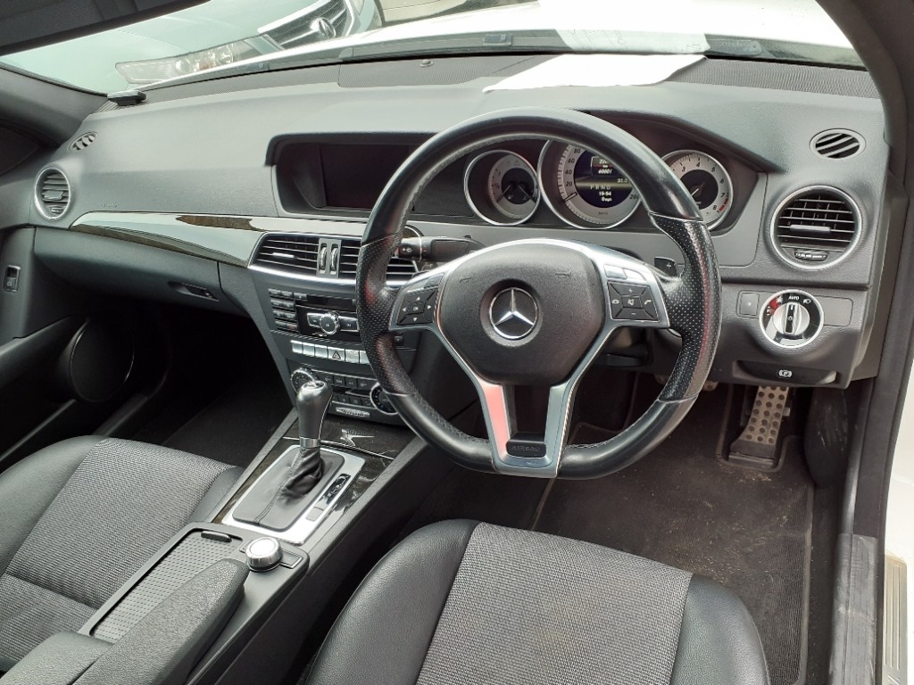 Mercedes Benz W204 2007-2015 в разборке | ЕвроАвто