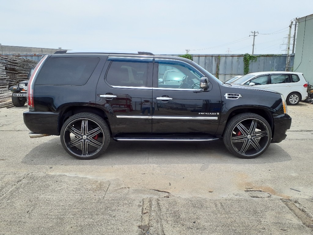 Cadillac Escalade III 2006-2014 в разборке | ЕвроАвто