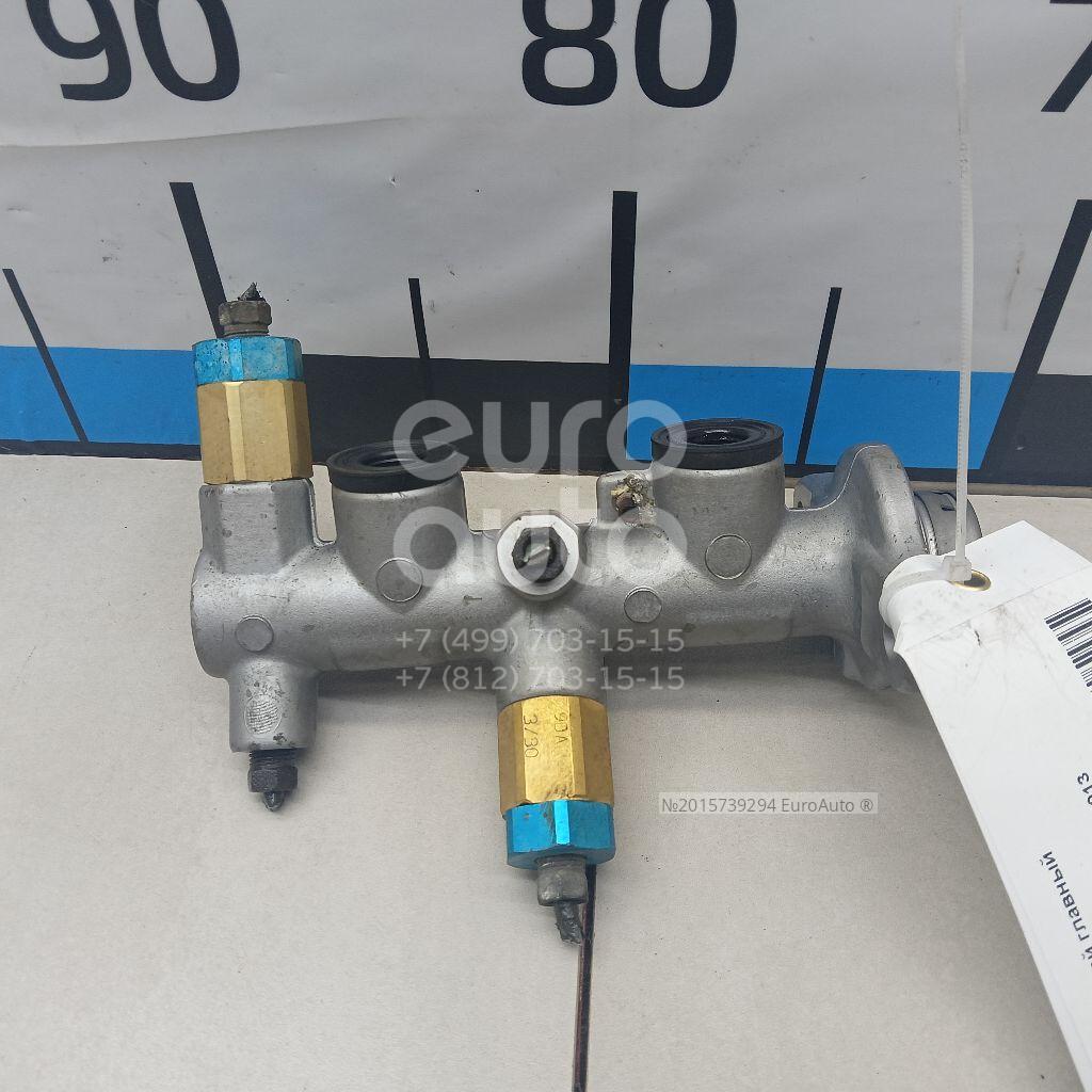 Nissan 46010-95F0C Цилиндр тормозной главный