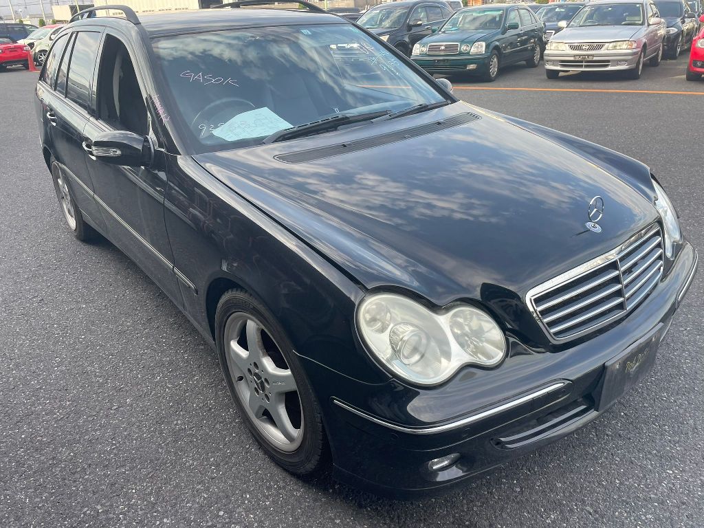 Mercedes Benz W203 2000-2006 в разборке | ЕвроАвто
