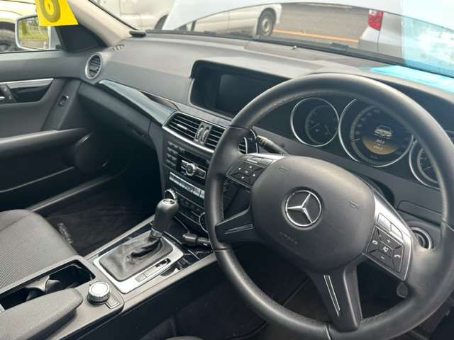 Mercedes Benz W204 2007-2015 в разборке | ЕвроАвто