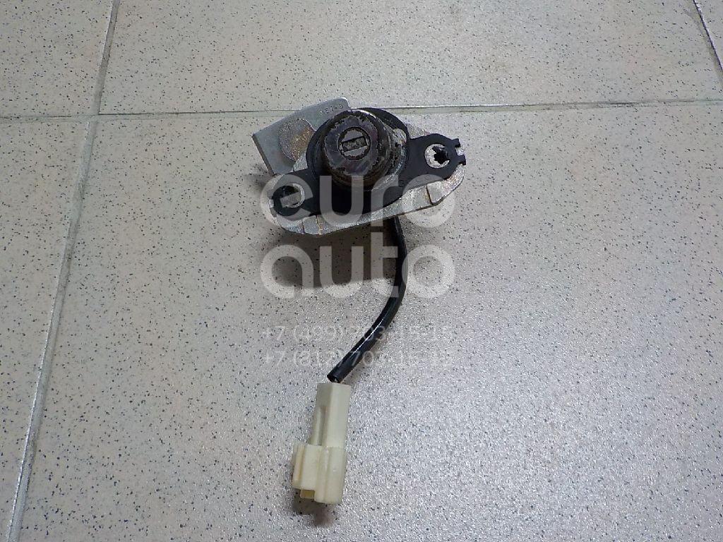 Вставка замка багажника для Lexus GS 300/400/430 2005-2011 в Москве